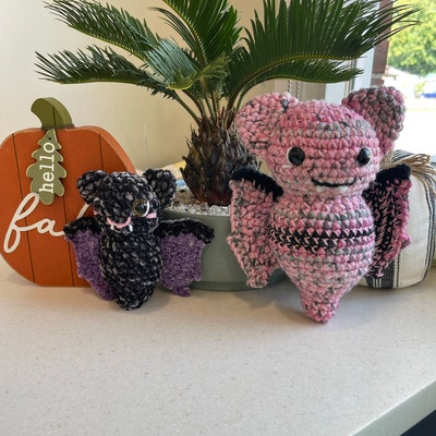 Crochet Amigurumi Bat Pattern Crochetgrove, Crochet Bat, Small Crochet ...