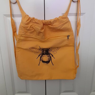 Bee Backpack Canvas Laptop Bag Cinch Sack Gift for Bee Lover - Etsy