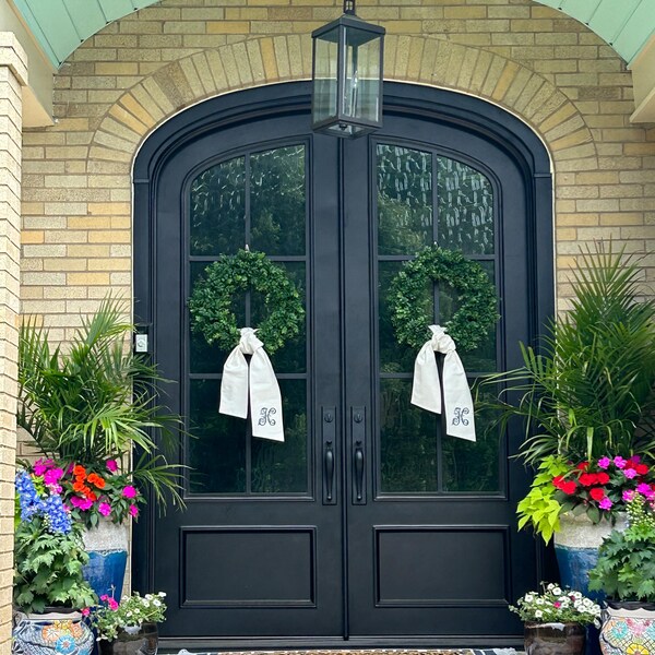 White Labrador Sash | Classic Embroidered Wreath Sash | Personalized ...