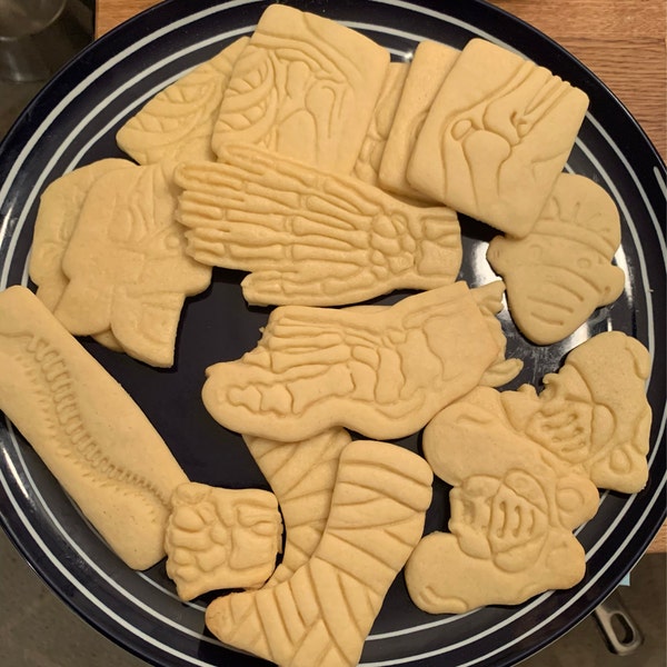 Human Spine Cookie Cutter – Backbone Anatomy Shape for Medical Student ...