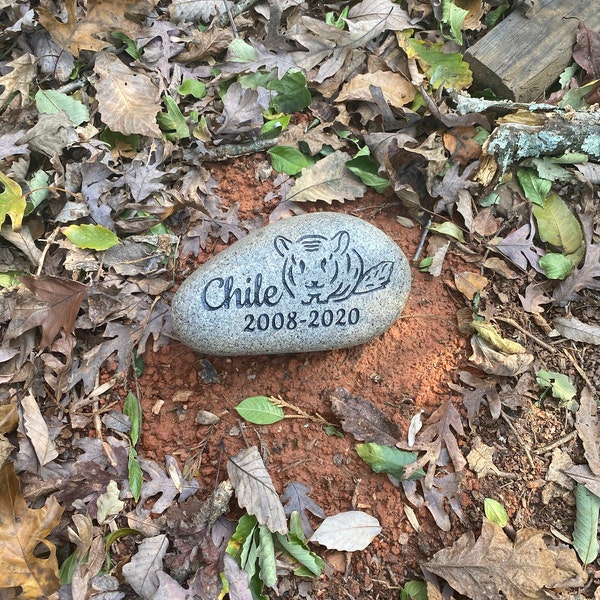 Pet Memorial Chinchilla Stone 5”/6" or 7”/8", Engraved Personalized ...