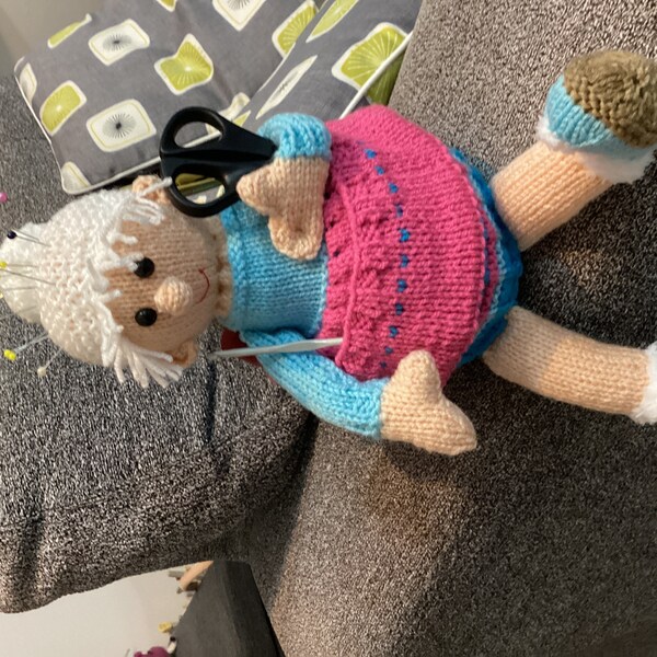 Knitting Pattern. PDF Digital Download. Crafty Nana Shelf Sitter Tidy ...