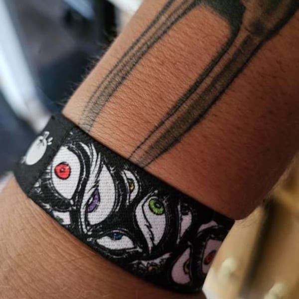 TV Head Cute Acrylic Keychains! - Etsy