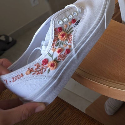 Converse Custom Floral Embroidery / Converse Custom Name / Gift for ...