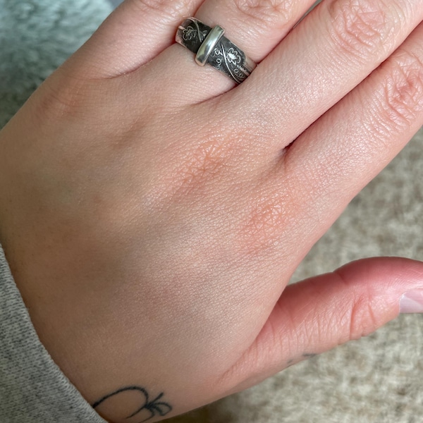 Leaves on the Ridge Ring ©-outlander Inspired Band With Leaves and ...