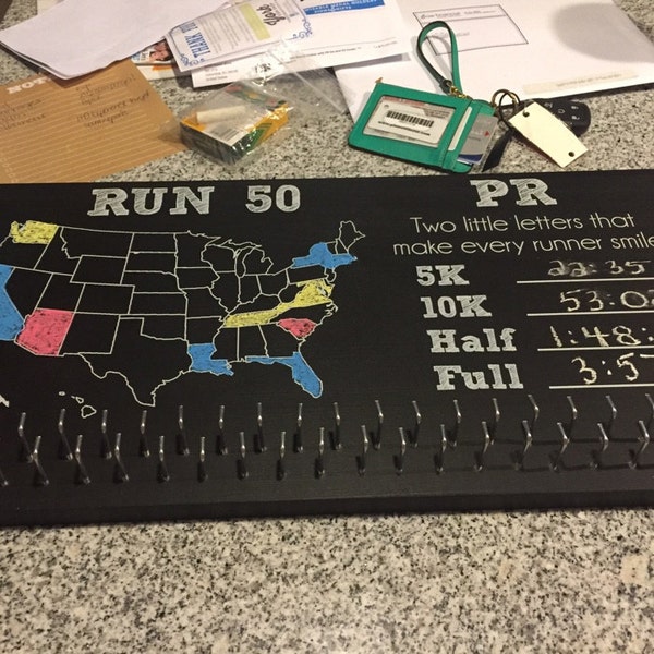 Run 50 States Medal Holder With PR Running Times List and 50 Hooks ...