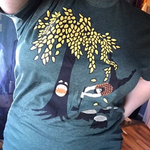 Tree Vs Lumberjack Unisex Mens T-shirt Funny Humor Woodland Axe Plaid ...