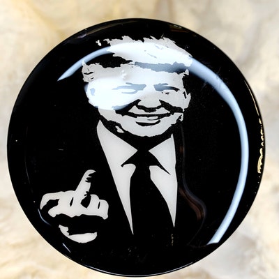 Donald Trump Giving the Middle Finger / SVG File Clipart Vector for ...