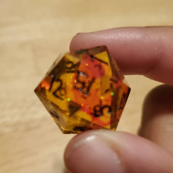 Green Lightning DND D20 Dice, Resin Sharp Edge Dice Set, D&D Dice Set ...