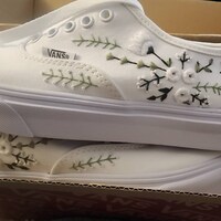 Converse Custom Floral Embroidery / Converse Custom Name / Gift for ...