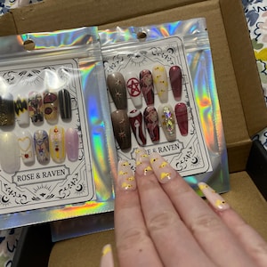 Raven Inspired Press on Nail Set - Etsy