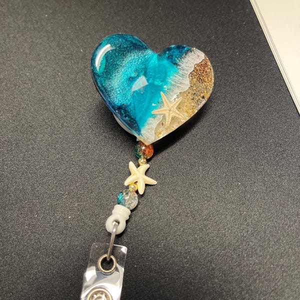 Ocean Badge Reel, Beach Retractable Beaded Badge Buddy, Cute Summer ID ...