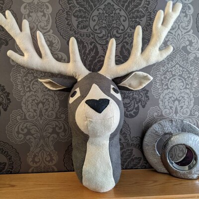 DEER PDF Pattern With Instructions - Etsy