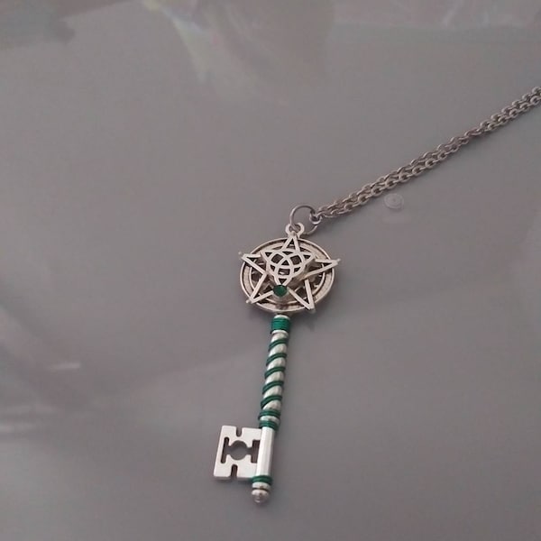 Pentacle Key Pendant / Wiccan Jewelry / Pagan Jewelry - Etsy