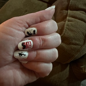 CHARACTER Nail Decals Silhouette Elvis I Love 1 Red Heart Nail Art Set ...