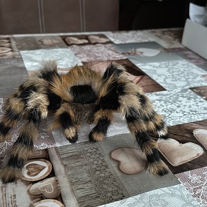 Realistic Tarantula Spider Poseable Shelf Decor Wall Mountable Faux ...