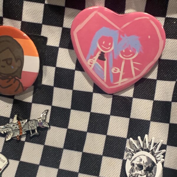 Arcanes De Jinx Et Isha - Dessin D'isha Mignon Bouton D'épingle En Forme De Coeur - Etsy