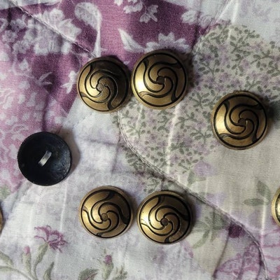 SET OF 5 Jujutsu High School Cosplay Buttons - Etsy