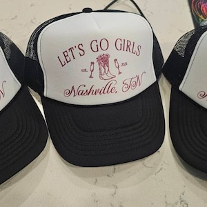 Family REUNION Hats / Custom Last Name on FAMILY TREE / Green Tree ...