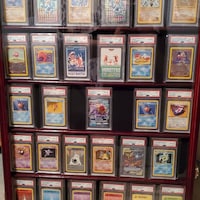 35 Graded Sport Cards / Collectible Trading Card Display Case Wall ...