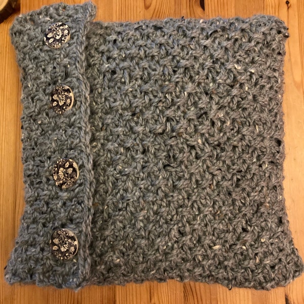 Crochet Cushion Cover Pattern - Button up Crochet Cushion Cover Pattern ...