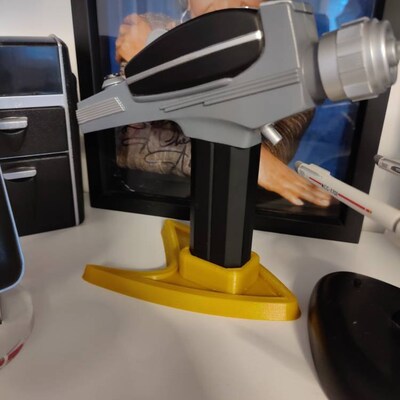 Display Stand for Diamond Select Star Trek Phaser Pistol Prop Art ...