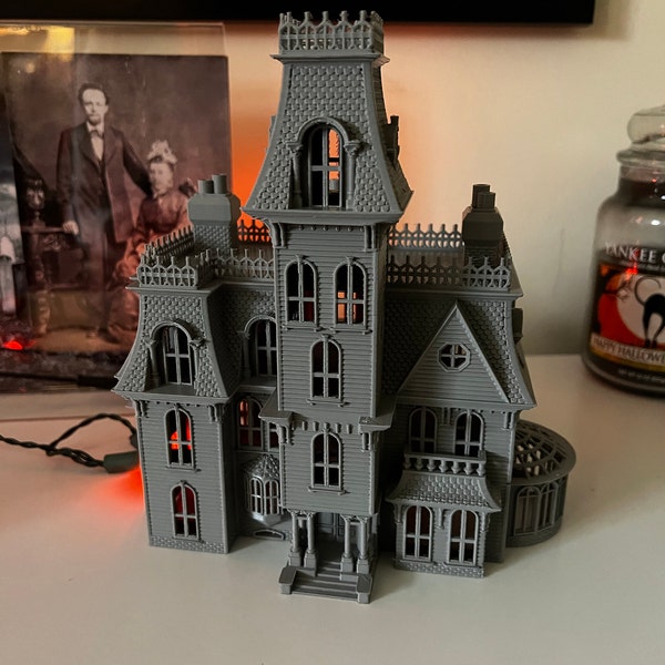 Miniature #37 Gray N-scale Addams House Victorian Mansion Nevermore ...