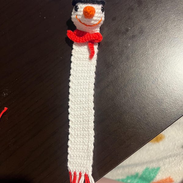 Snowman Crochet Bookmark Pattern, Christmas Amigurumi Snowman Ornament ...