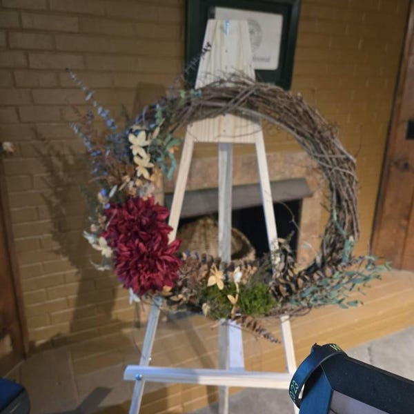 Wreath Making Easel, Floor Easel for Wreaths, Adjustable Wreath Making ...