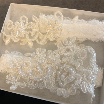 Light Ivory Pearl Beaded Lace Wedding Garter Set, Ivory Lace Garter Set ...