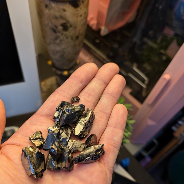 Raw Shungite Stones Shungite EMF Protection Shungite Pebble Natural ...