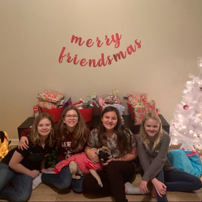 Merry Friendsmas Banner Christmas Party Decorations Friendmas Party ...
