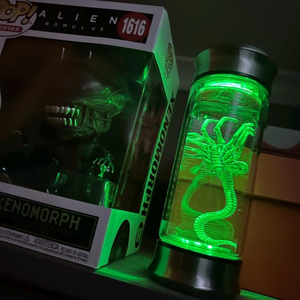 UK Alien Xenomorph XX121 Facehugger/chestburster Glow Jar - Etsy