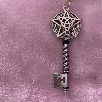 Pentacle Key Pendant / Wiccan Jewelry / Pagan Jewelry - Etsy
