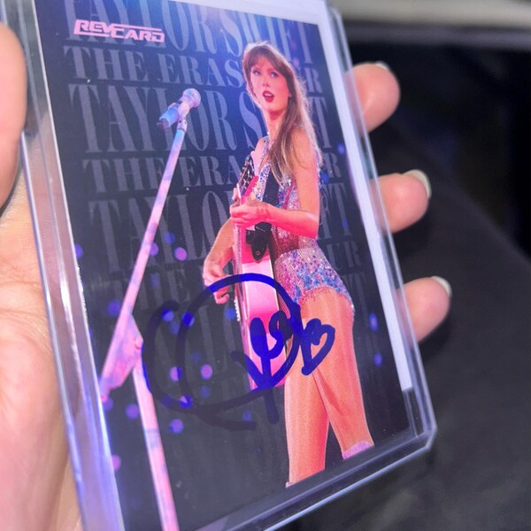 Gwyneth Paltrow Autographed Card With COA - Etsy