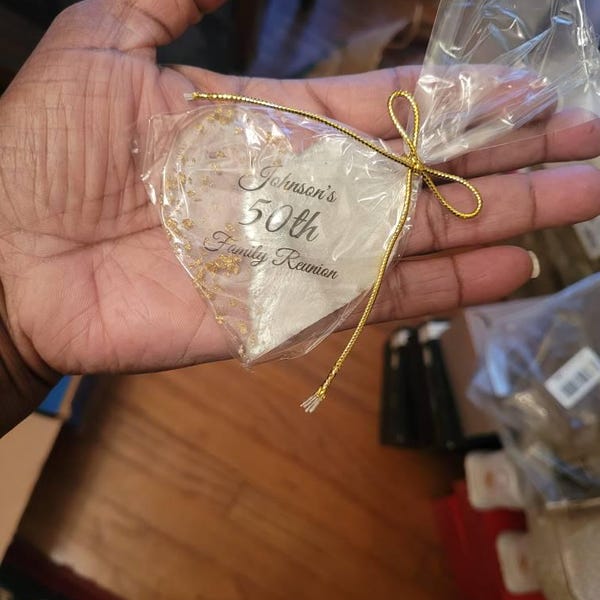 Personalized Epoxy Key Chain Favor, Custom Epoxy Wedding Resin Gift ...