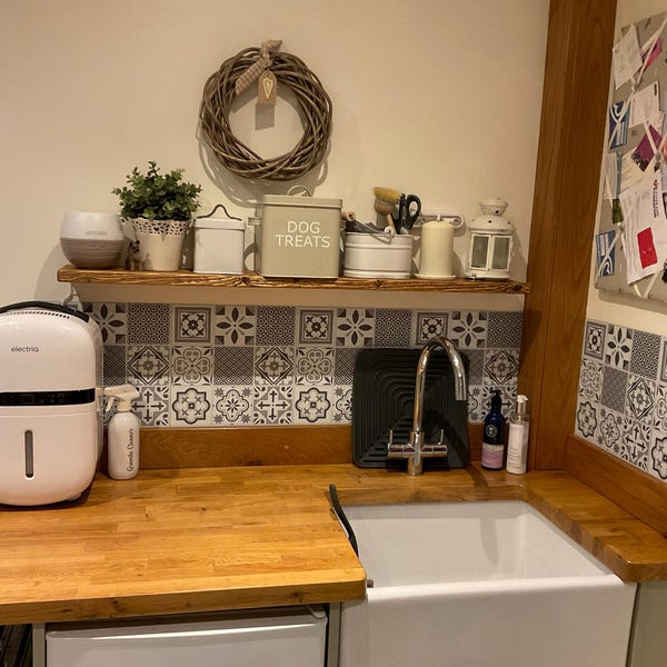 Wooden Rustic Floating Shelves Handcrafted Using Sustainable Solid Wood ...