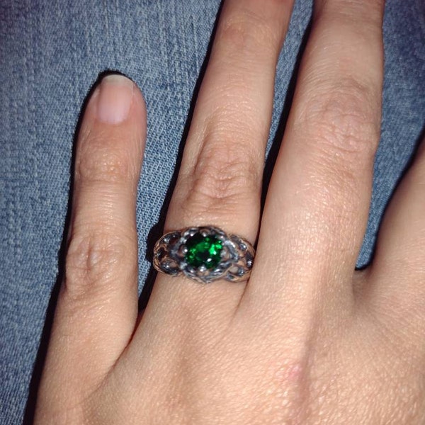 Elven Peridot Wedding Ring, Elven Engagement Ring, Dark Elven Silver ...