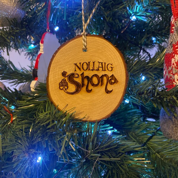 Nollaig Shona Christmas Ornament Wood Bauble Festive Log Slice Rustic ...