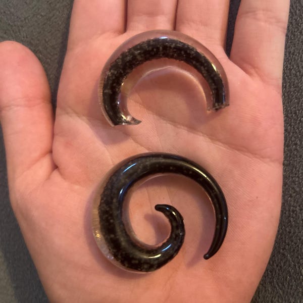 Glass Glow in the Dark Spirals 8g, 6g, 4g, 2g, 1g, 0g, 00g, 7/16" , 1/2" (sold as Pairs) : - Etsy