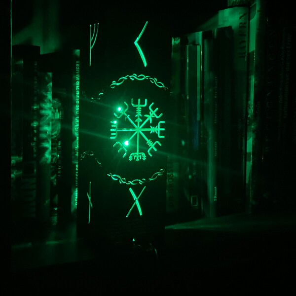 Vegvisir Symbol Night Lamp | Tree of Life Shadow Lamp | Nordic Viking ...
