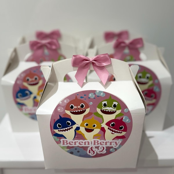 Children’s Party Box | PINK BABY SHARK | Personalised Kids Luxe Picnic ...