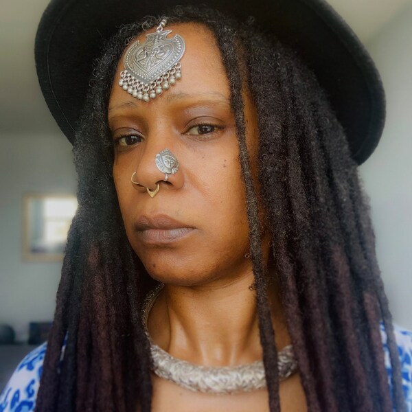 925 Sterling Silver Adya Infinity Knot Gold Plated Hand Mangalsutra ...