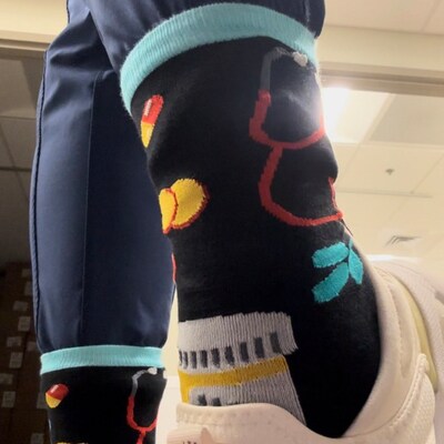 Funny Pharmacy Gifts, Pharmacist Doctor Socks & Sock Wrap Quote Pun ...