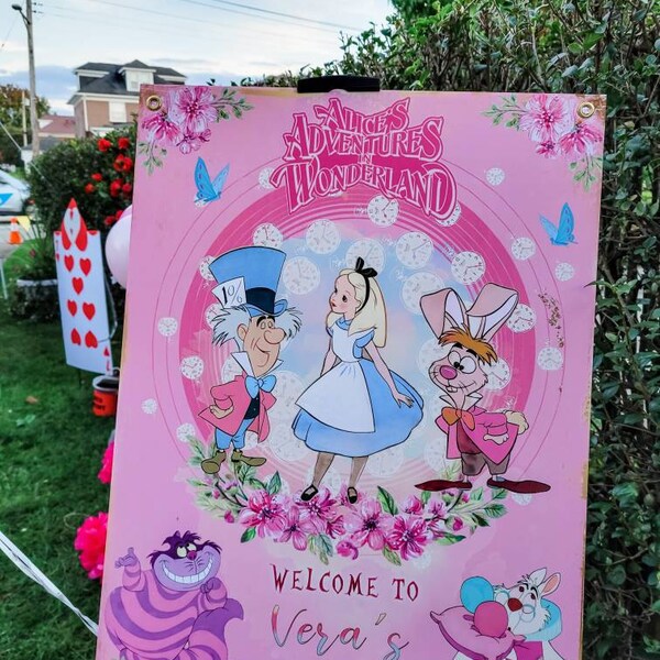 Personalized Alice in Wonderland Welcome Sign, Printable Classic Alice ...