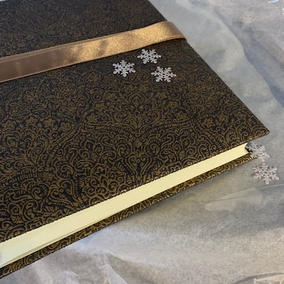 Gold & Black Classic Photo Album With Satin Ribbon Closure for 200 ...