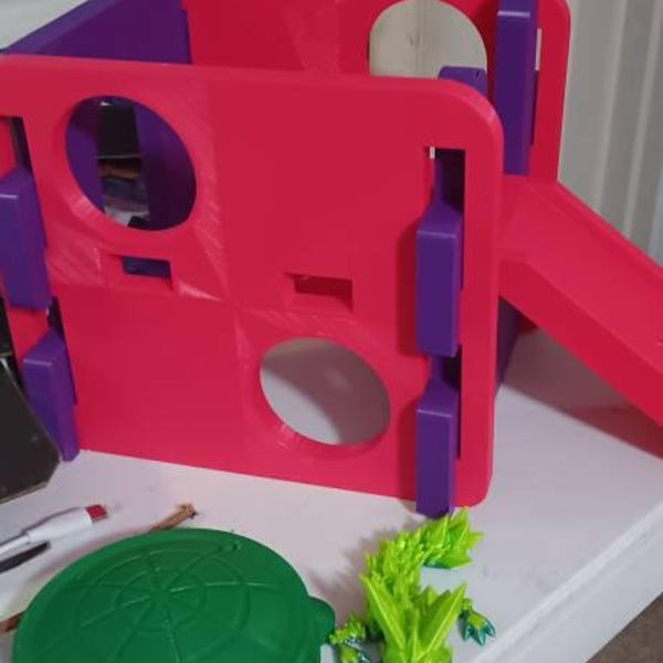 Little Tykes Turtle Sand Box With Lid: Spider Water-dish, Reptile ...