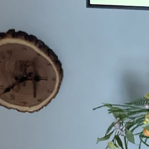 Mule Deer Clock Deer Hunting Art Engraved Wood Clock Hunting Gift ...