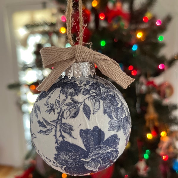 Sets of Victorian Christmas Ornaments Handmade, Blue & White Christmas ...