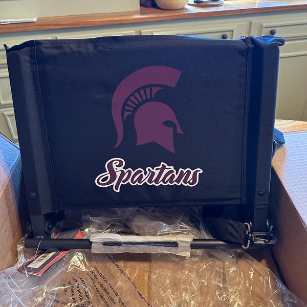 Custom Padded Stadium Seat, Cushioned Bleacher Seat Personalized With ...
